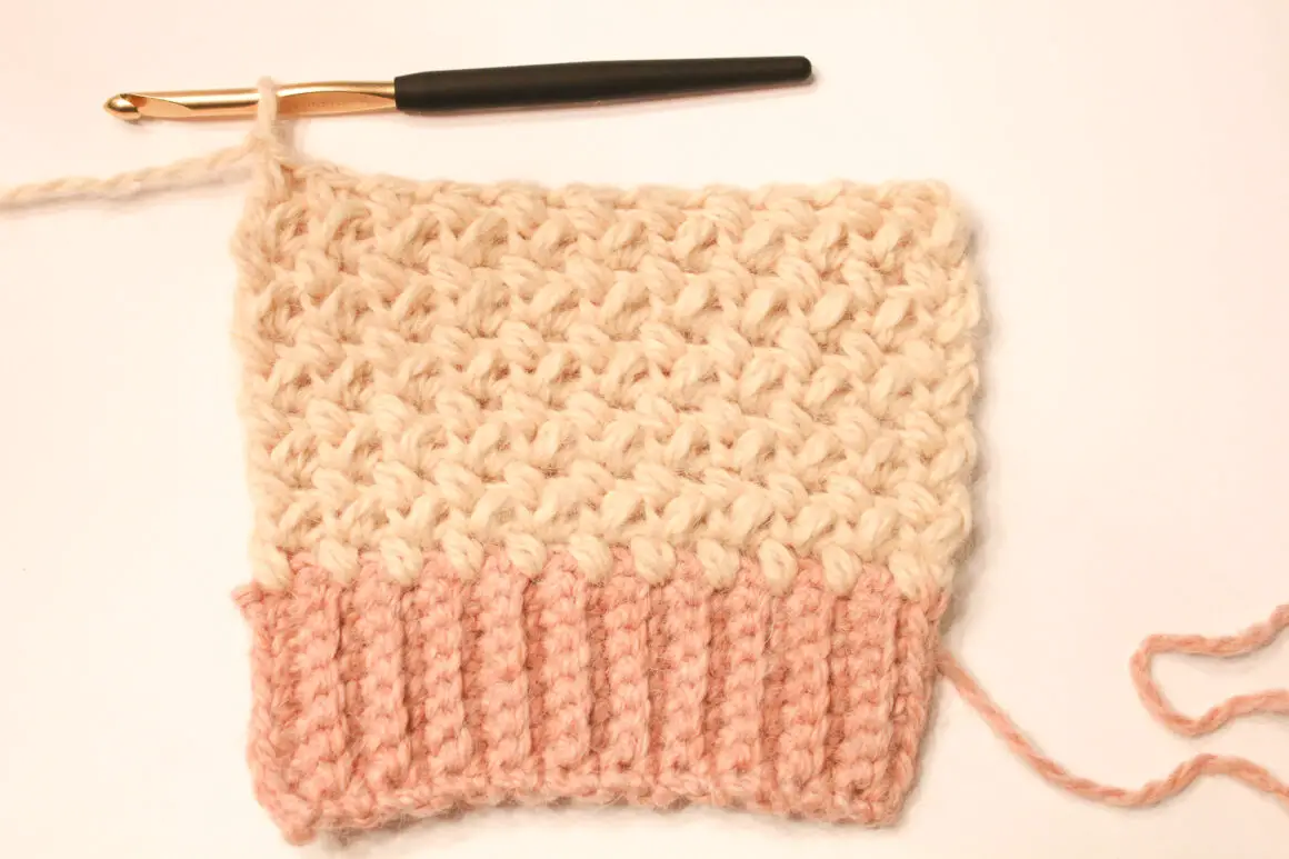 Cozy Convertible Crochet Mittens - Free Crochet Pattern The Knotted Nest